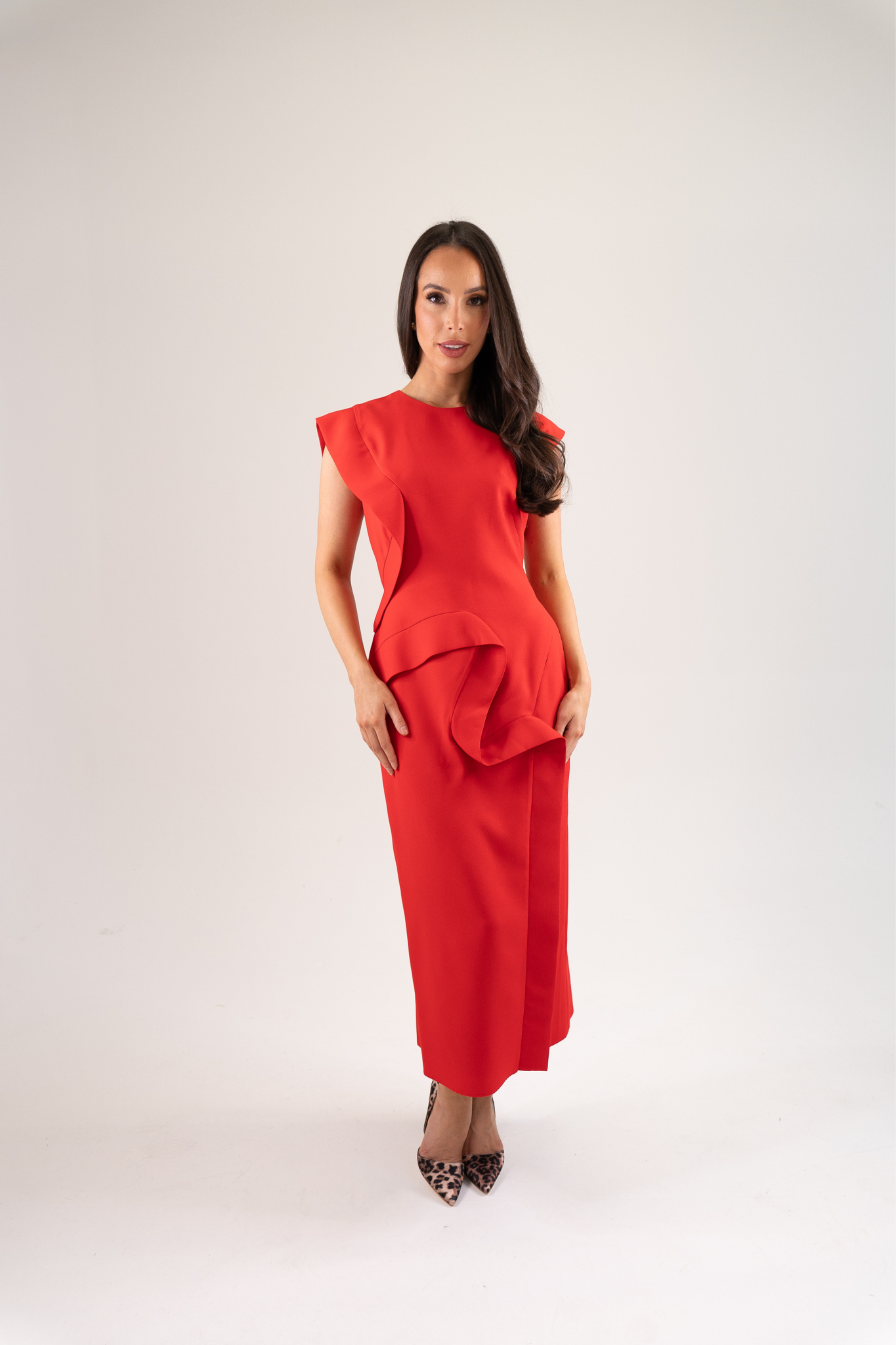 Kayla Zig Zag Ruffle Dress In Red – The Walk in Wardrobe