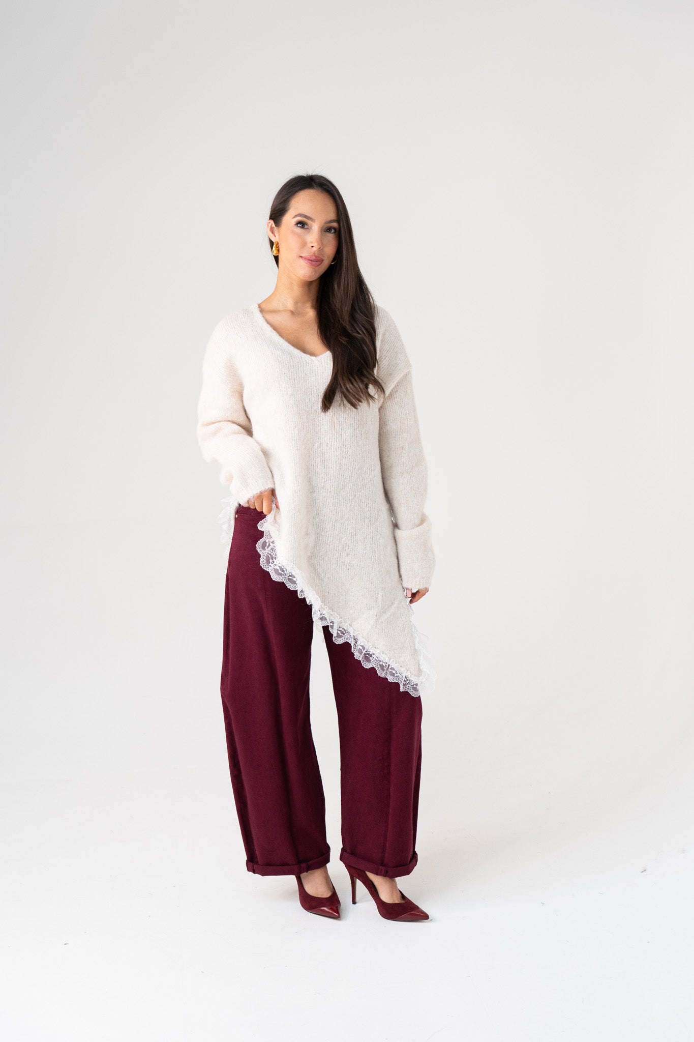 Holly Asymmetric Lace Trim Jumper In Neutral – The Walk in Wardrobe