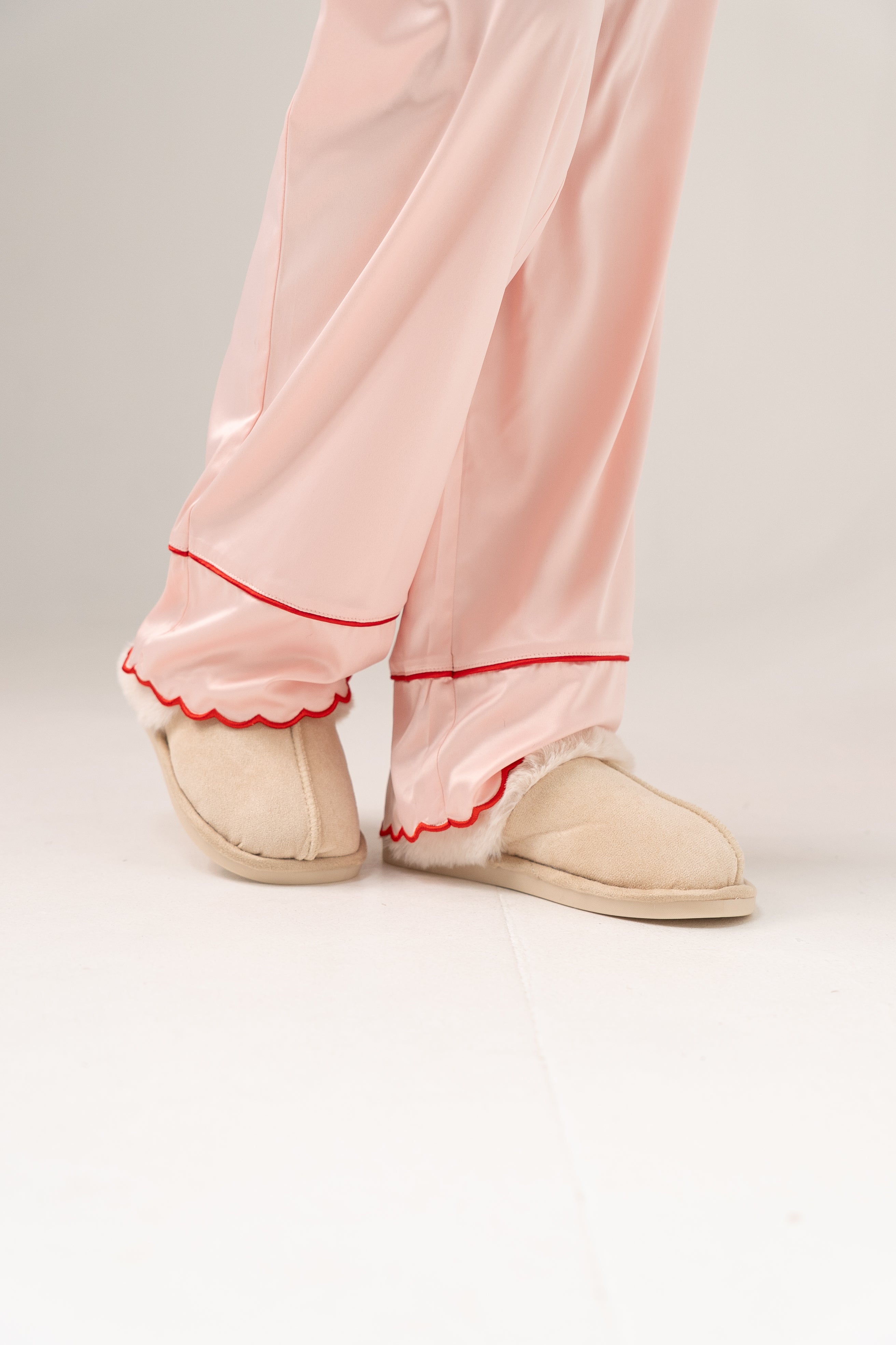 Izzy Faux Suede Slippers In Neutral – The Walk in Wardrobe