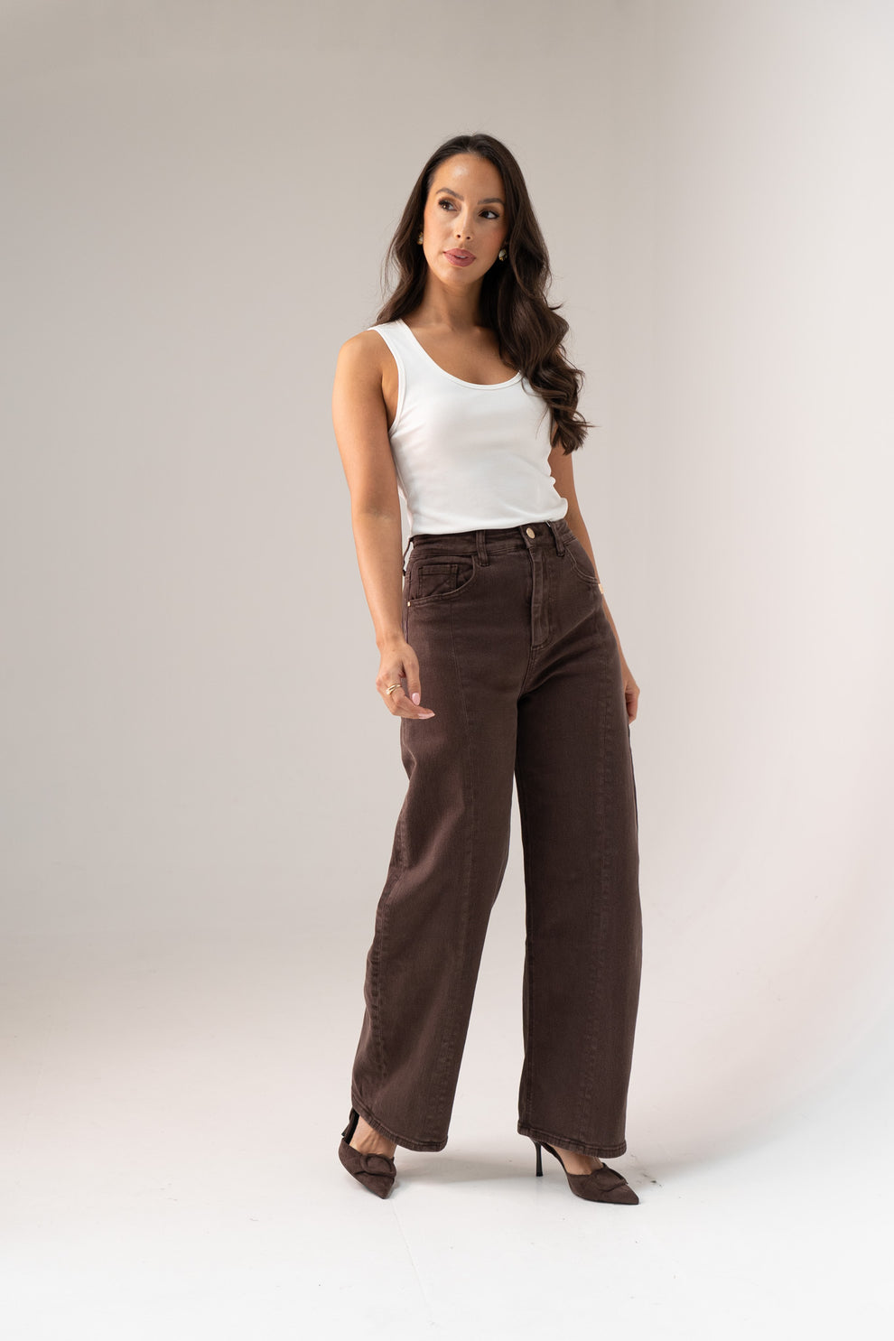 Love Laura Barrell Jeans In Chocolate – The Walk in Wardrobe