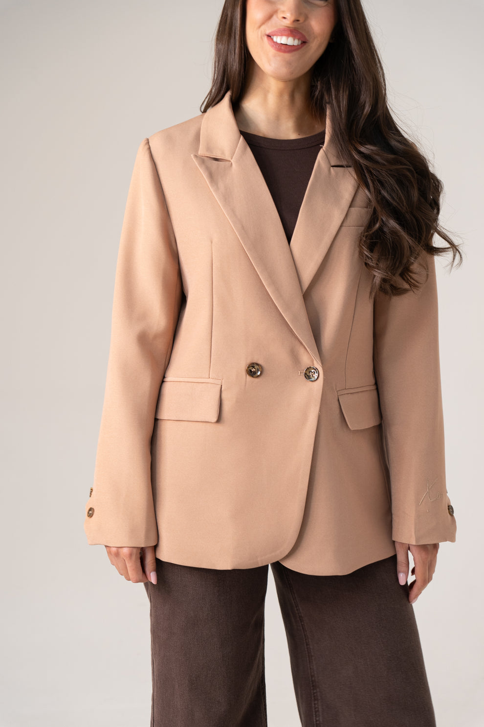 Love Laura Blazer In Camel – The Walk in Wardrobe
