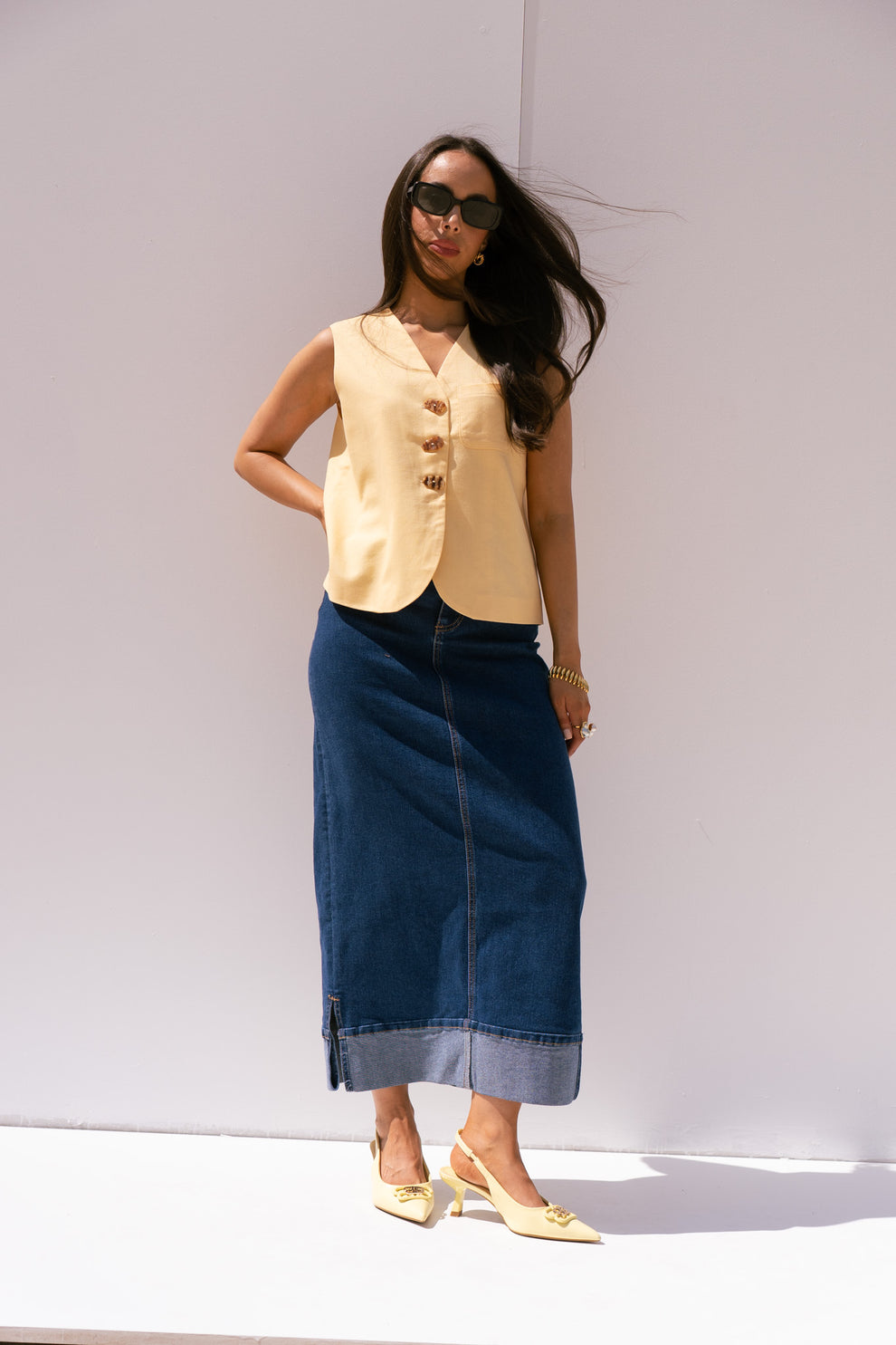 Love Laura Denim Midi Skirt In Dark Wash – The Walk in Wardrobe