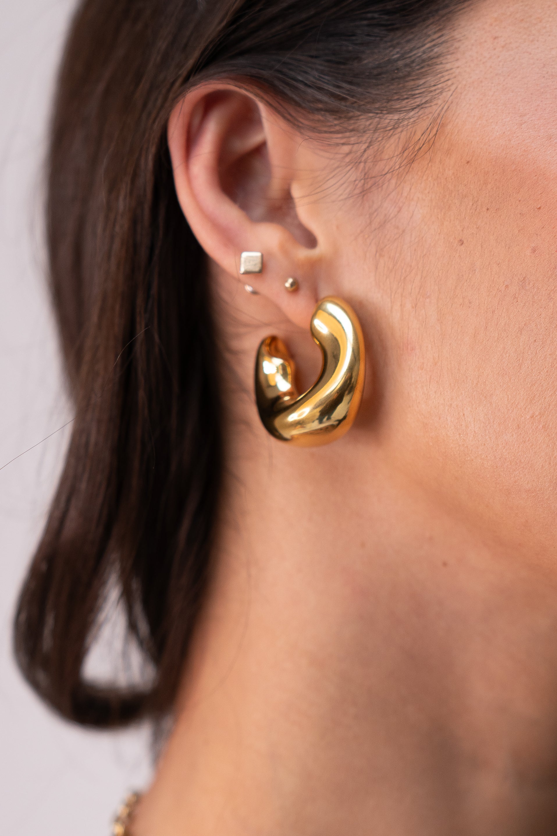 The Walk in Wardrobe Online | The Latest Dresses, Tops & Accessories