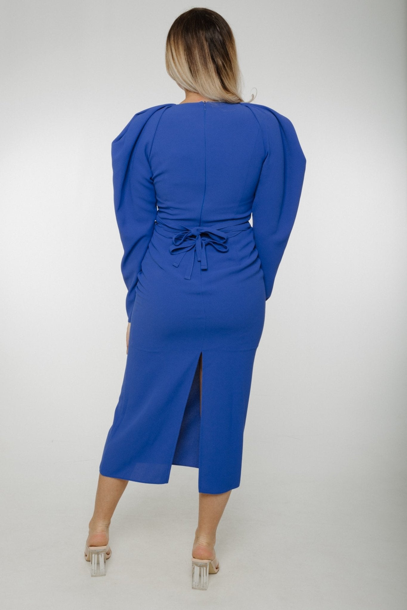The Kayla Collection – The Walk in Wardrobe